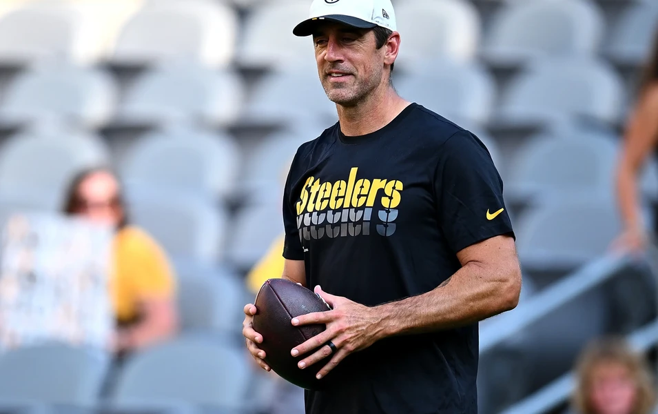Beth Levis says hackers behind son's leaked video; Rodgers eyes final ...