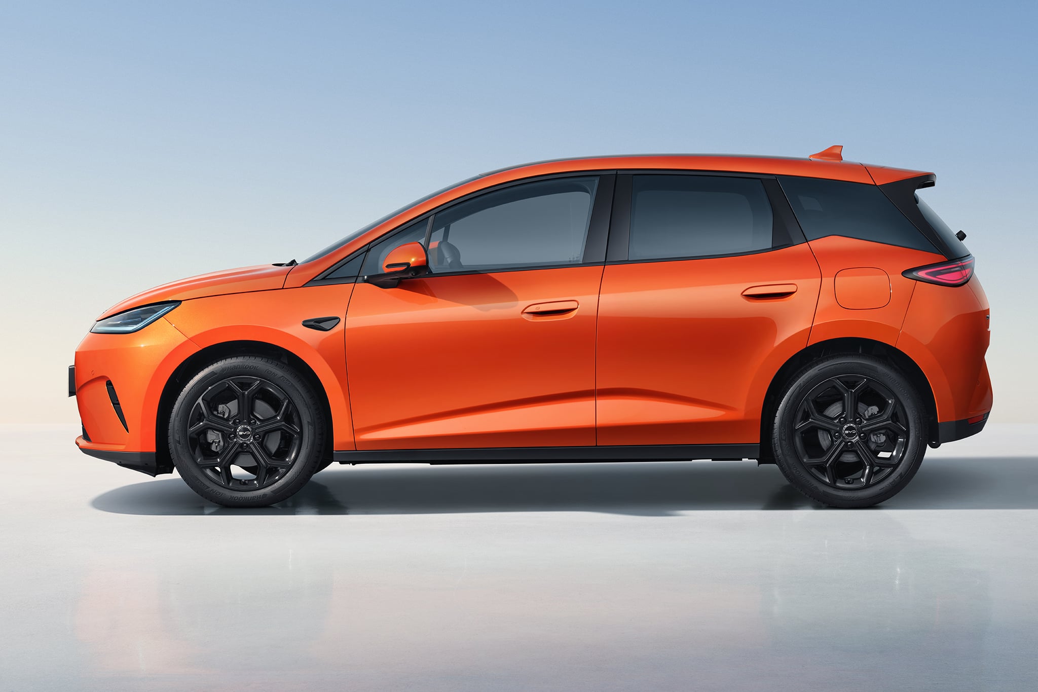 BYD Dolphin G: Polo-class plug-in hybrid unveiled in Europe