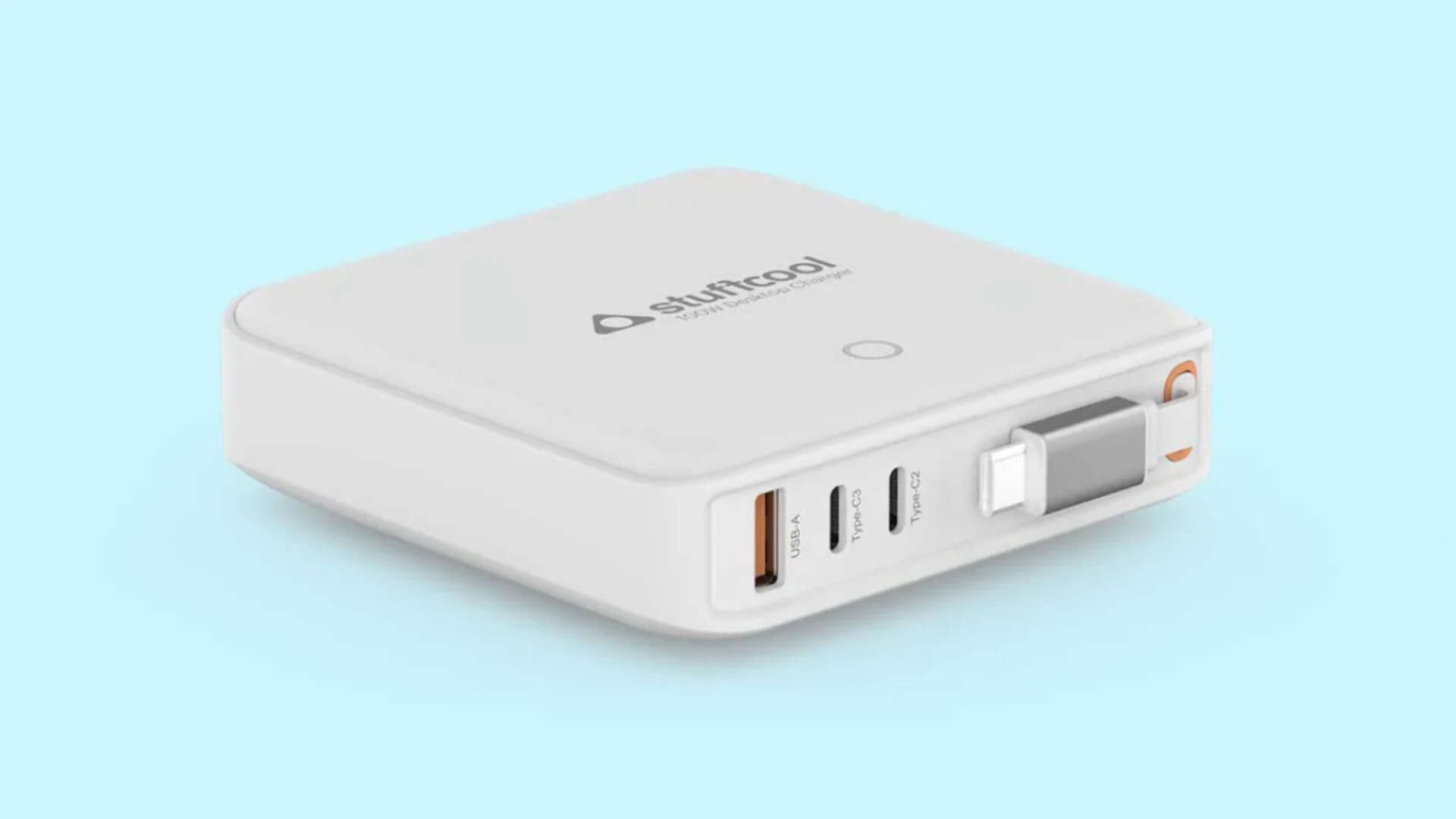 Stuffcool Zeno 100 review: A charging hub built around one clever idea