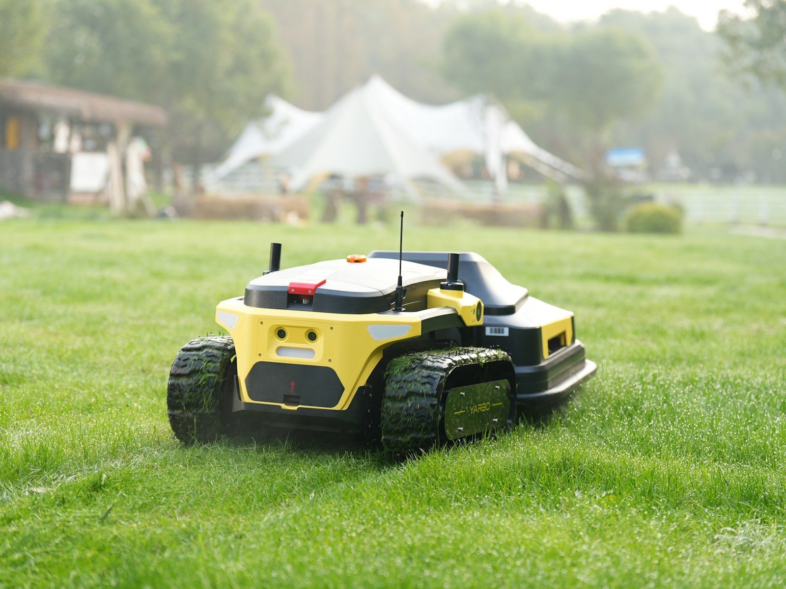 Why robot lawn mowers are getting smarter eyes