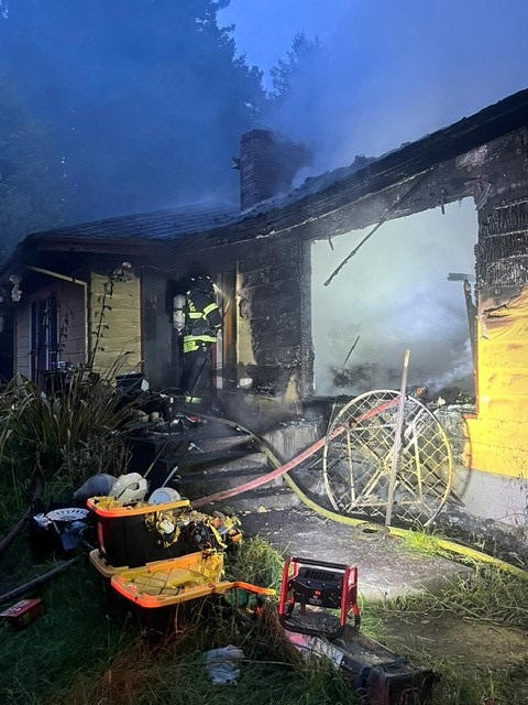 Humboldt Bay Fire crews respond to first-alarm structure fire in Eureka