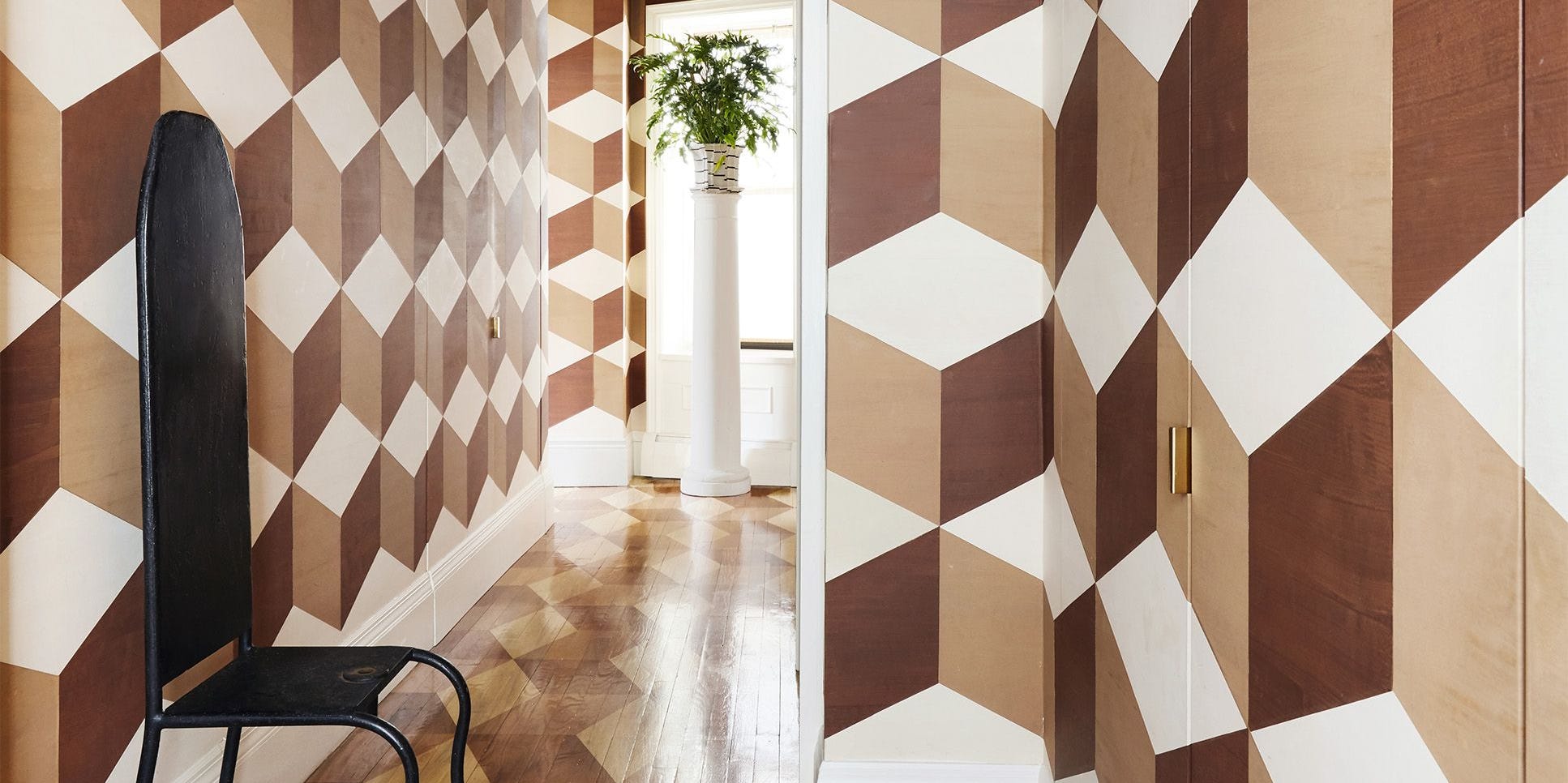 The best colors to pair with chocolate brown, according to designers