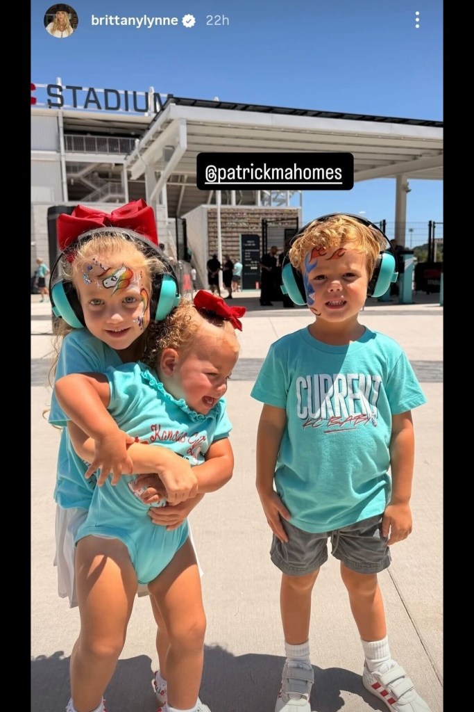 Brittany Mahomes' kids become little cheerleaders in adorable photos