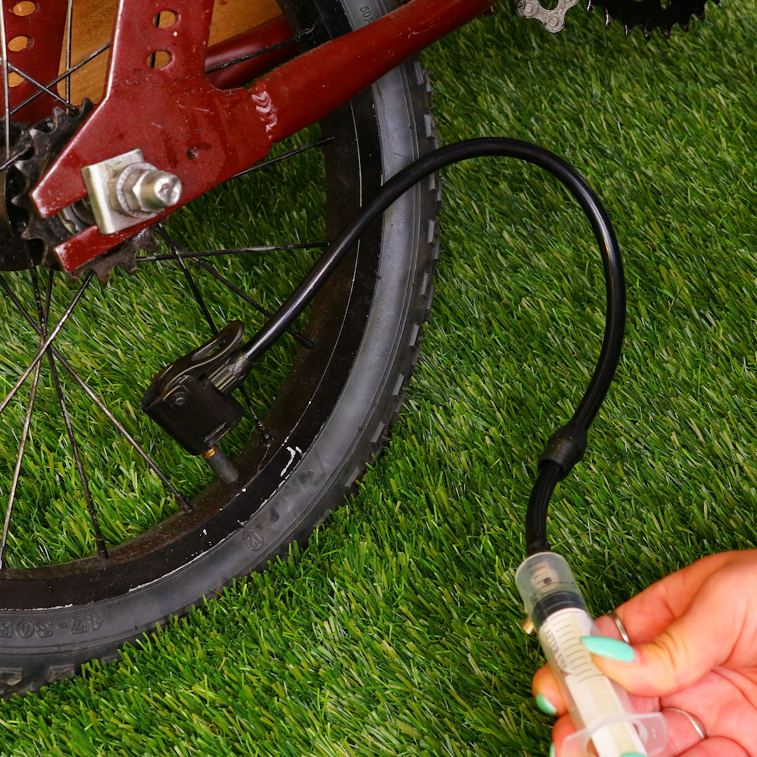 A cool hack to inflate your bike tire! 💯🚲