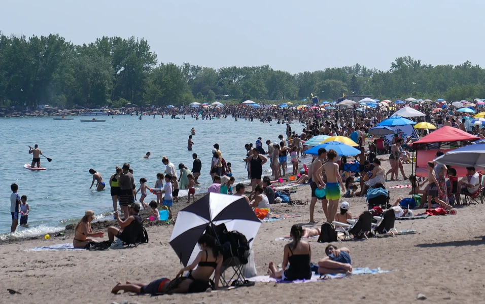 Toronto expands cooling measures ahead of another hot summer