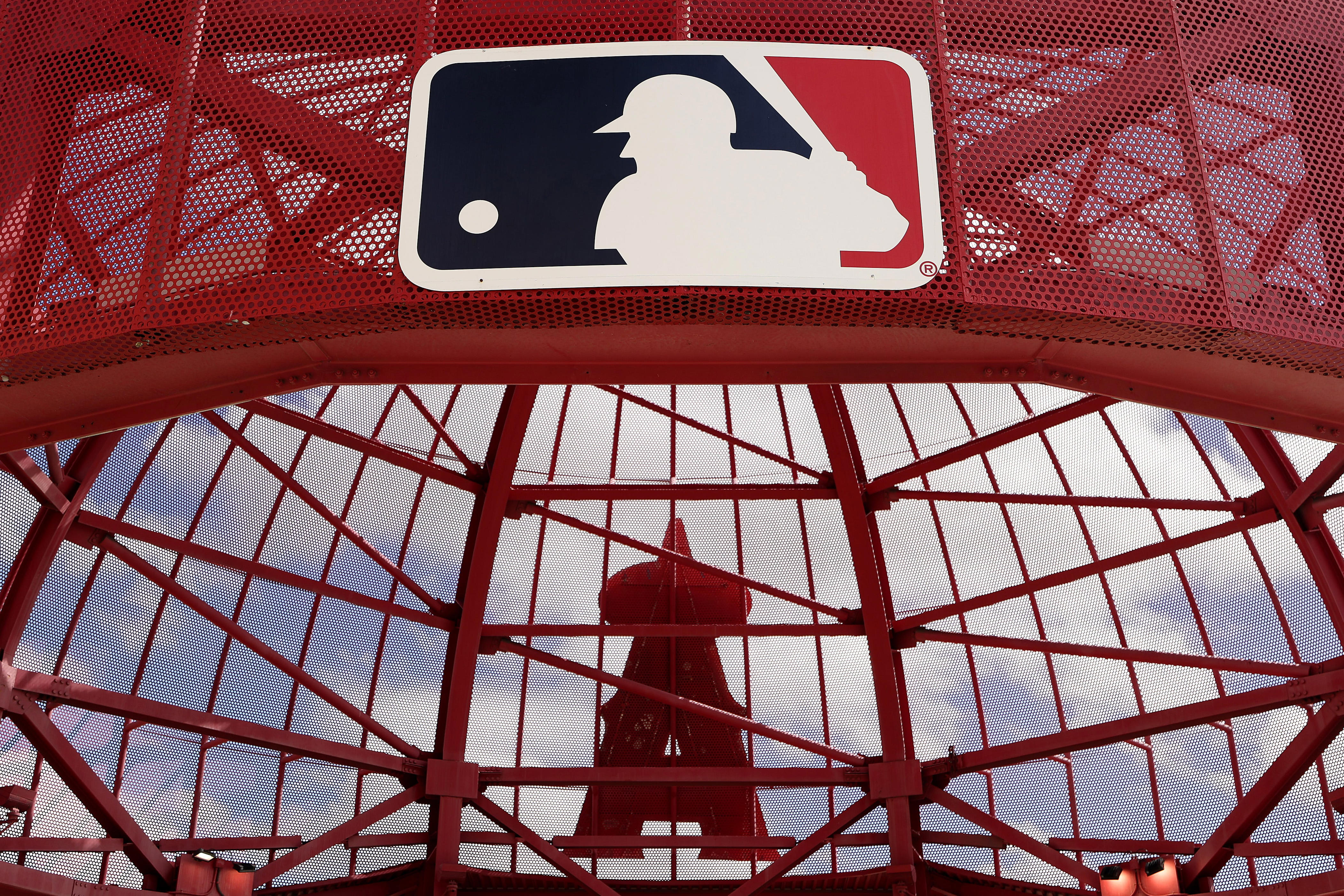 MLB players propose incentives for small-market teams who spend money ...