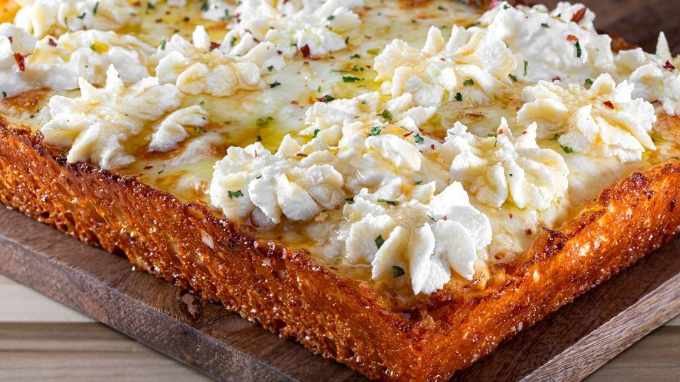 Las Vegas pizza shop's specialty makes Food Network top 10