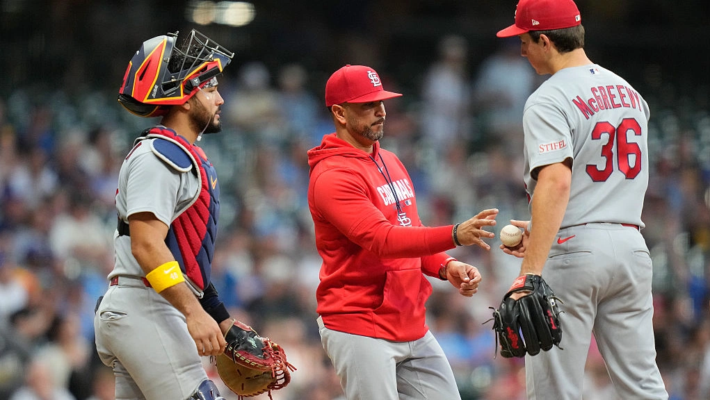 Marmol denies Uribe's threat claims, cites sign-relay warning