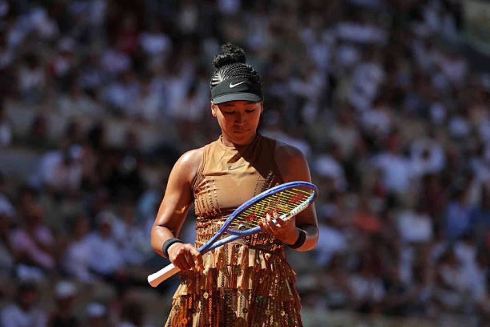 Naomi Osaka feared she'd be kicked off court over golden dress at ...