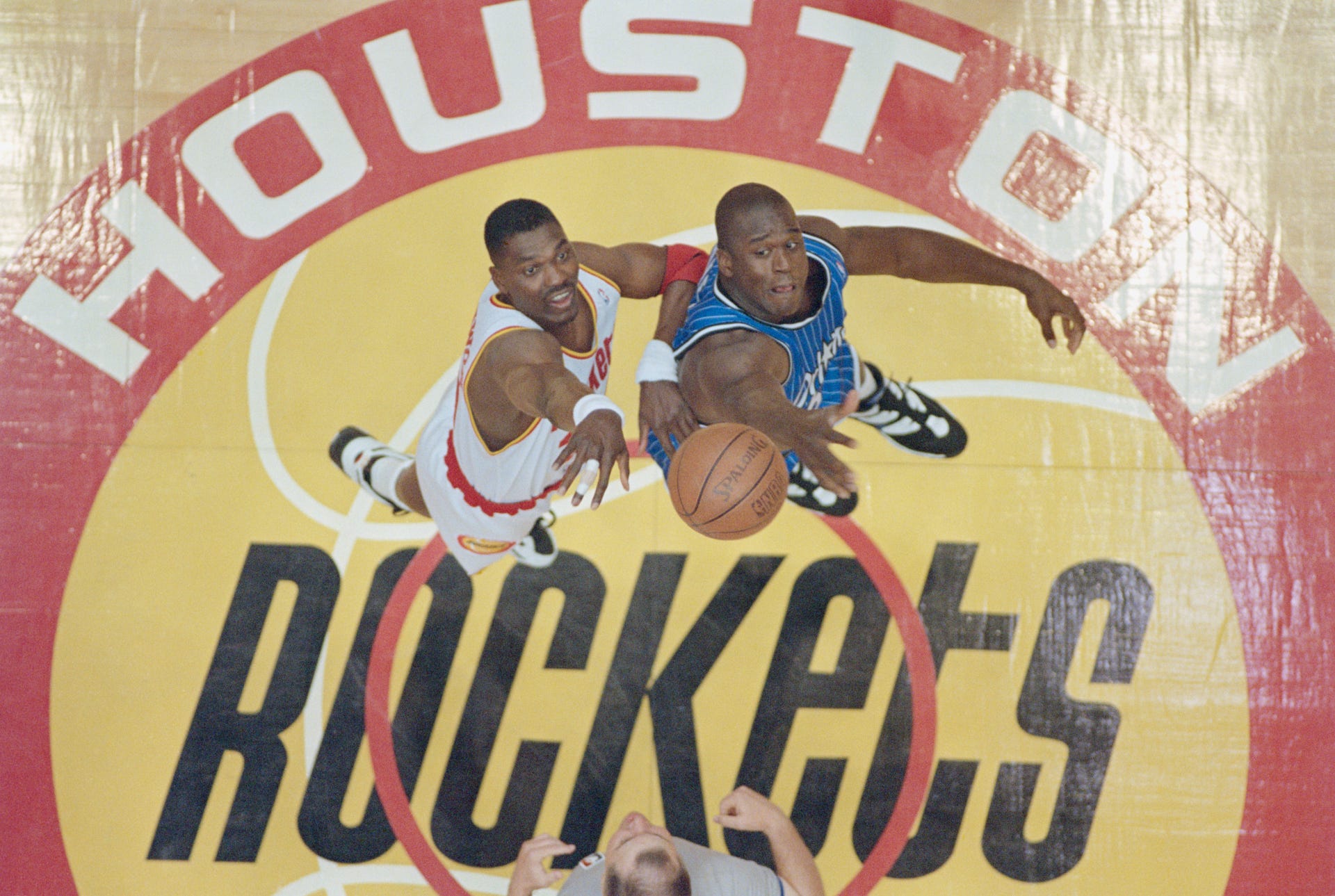 ‘Ketchup and mustard’ returns? Rockets tease new uniforms for 2026-27