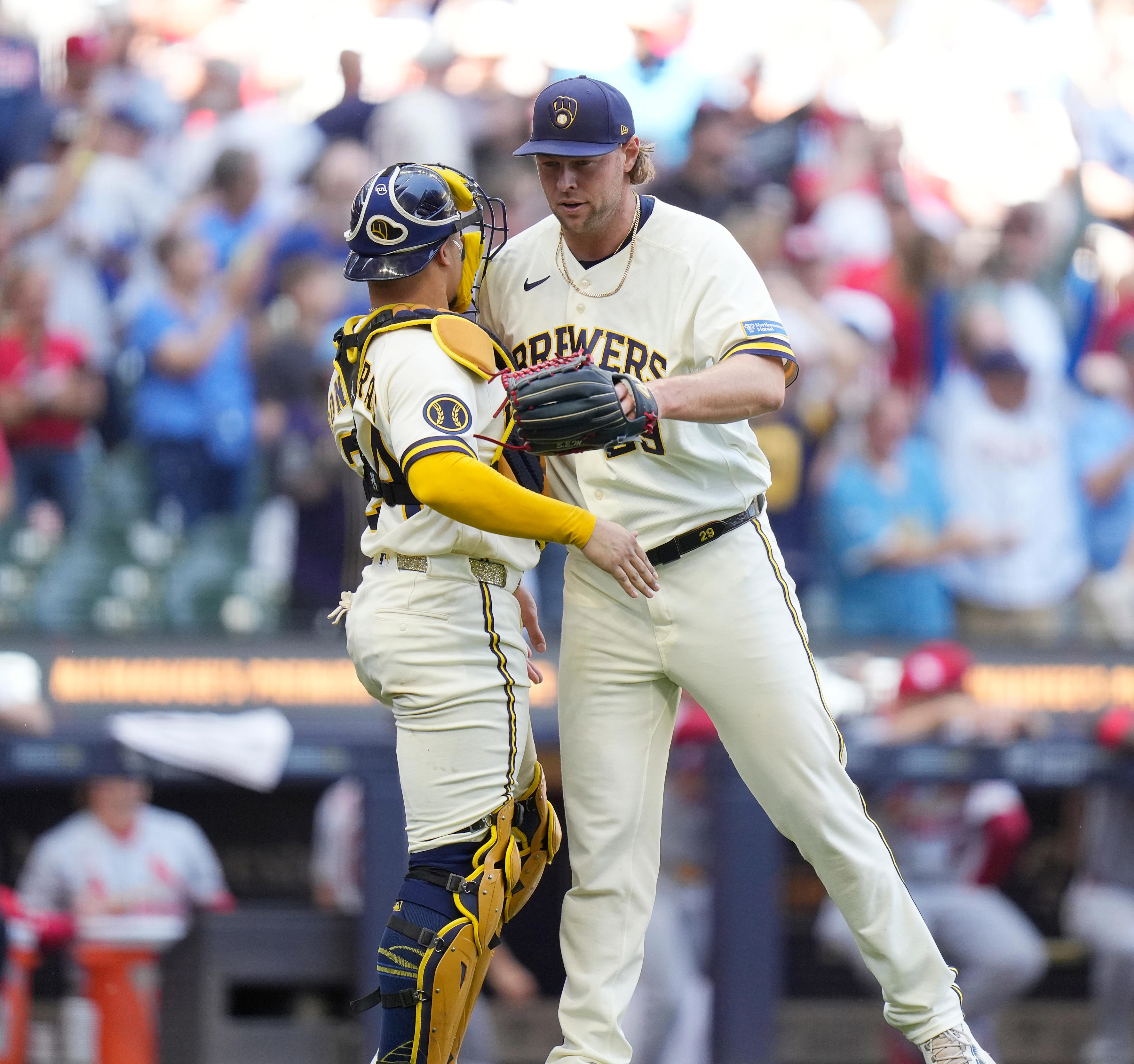What channel is Brewers vs Giants on tonight? Time, TV, streaming