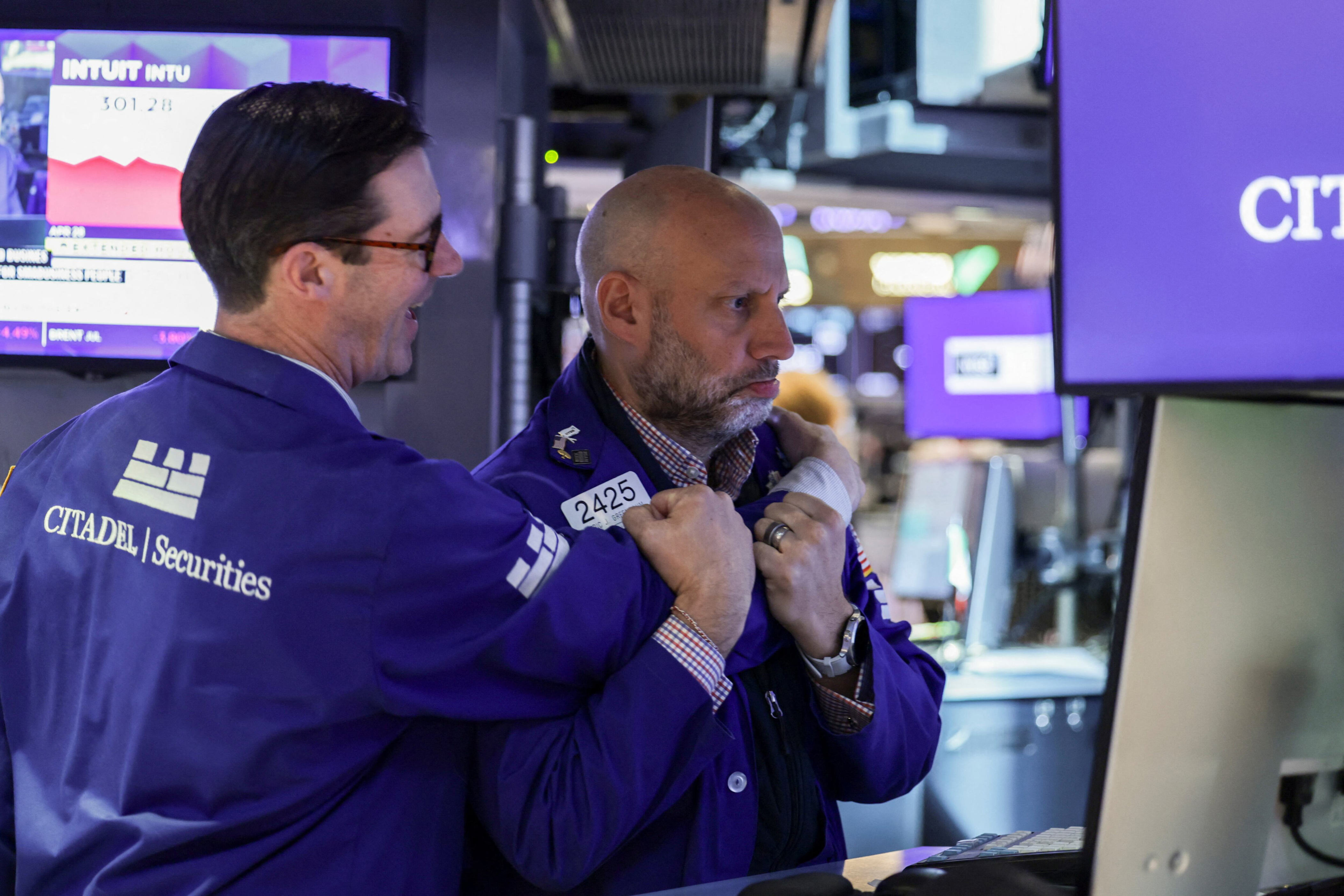 US stock indices hit record highs on Iran ceasefire talks