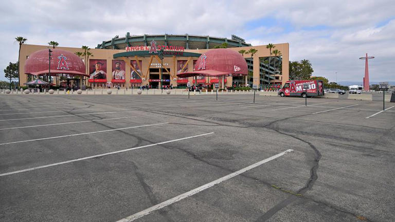 Why the Los Angeles Angels name makes more sense than Anaheim