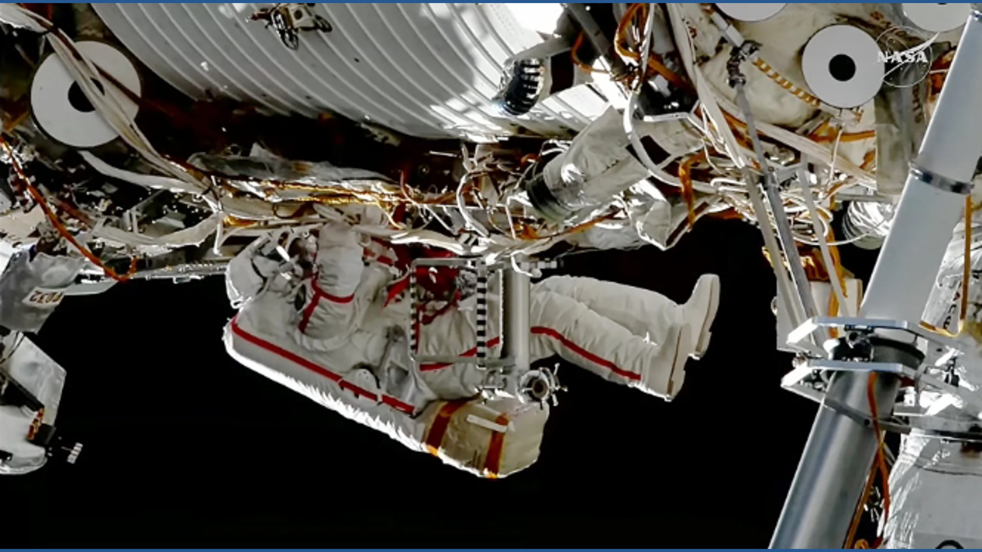 Cosmonauts return to the ISS after 6-hour spacewalk
