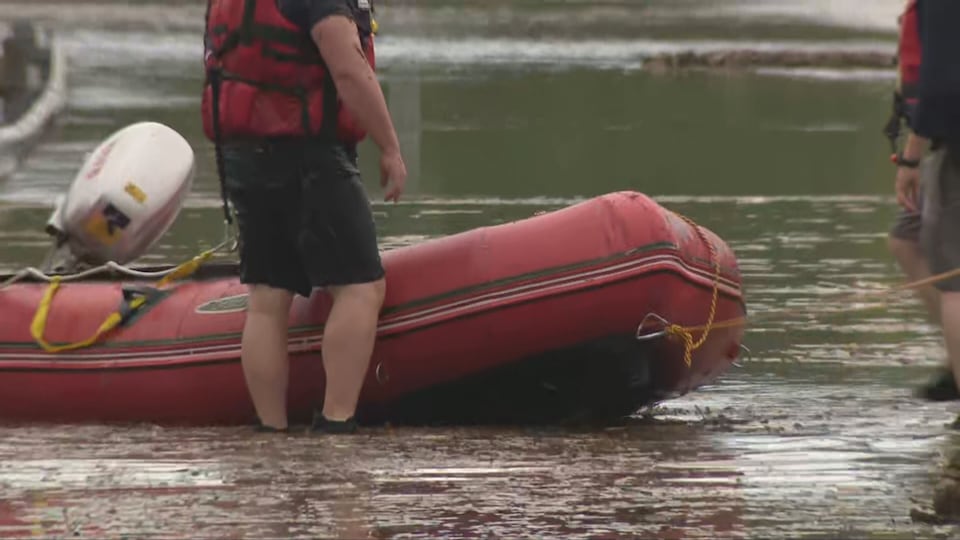 People rescued from flooded homes in local neighborhood