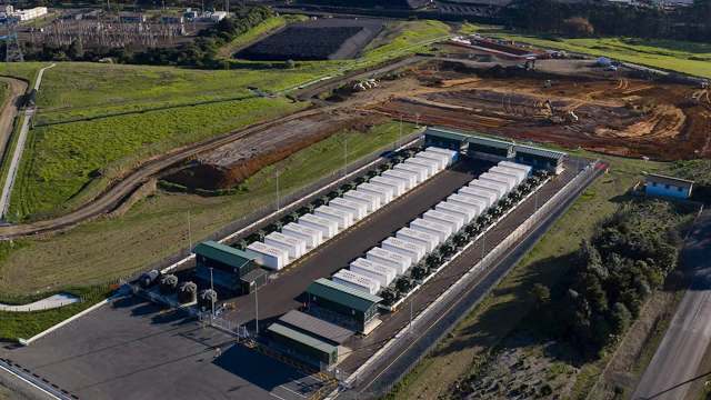 Tesla switches on its biggest New Zealand battery with enough power for ...