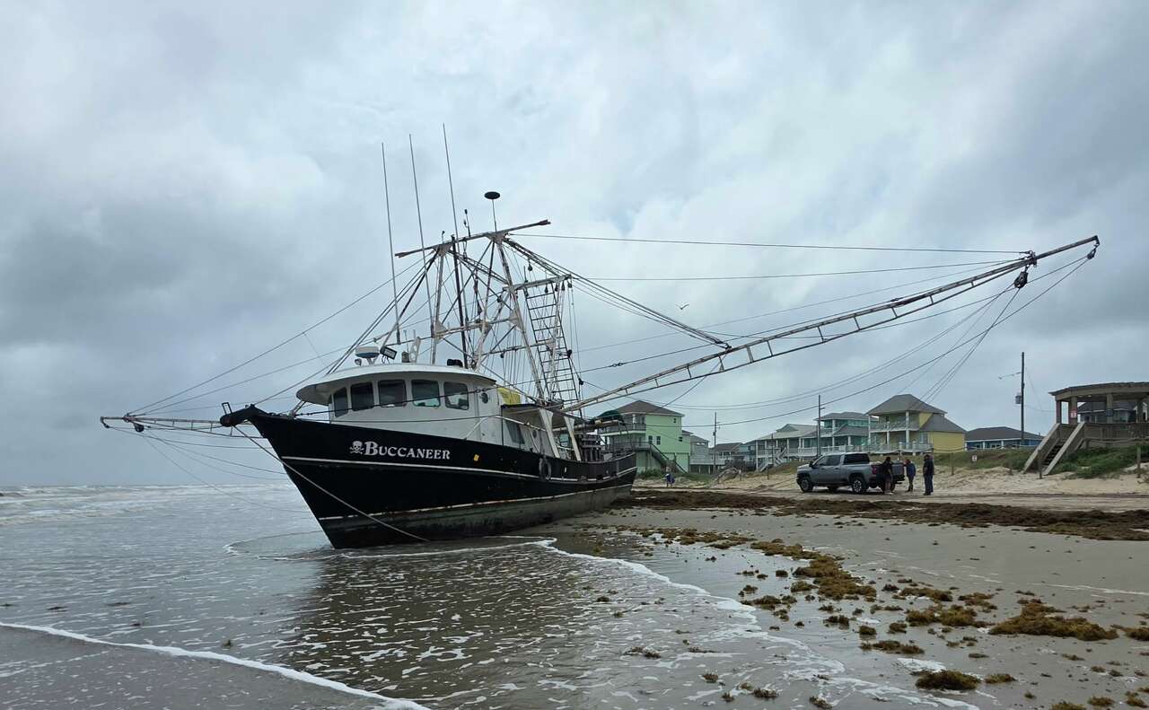 Beached shrimp boat, the Buccaneer, draws livestream, rescue influencer ...