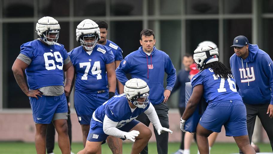 Giants lock up Francis Mauigoa on rookie deal as position switch begins
