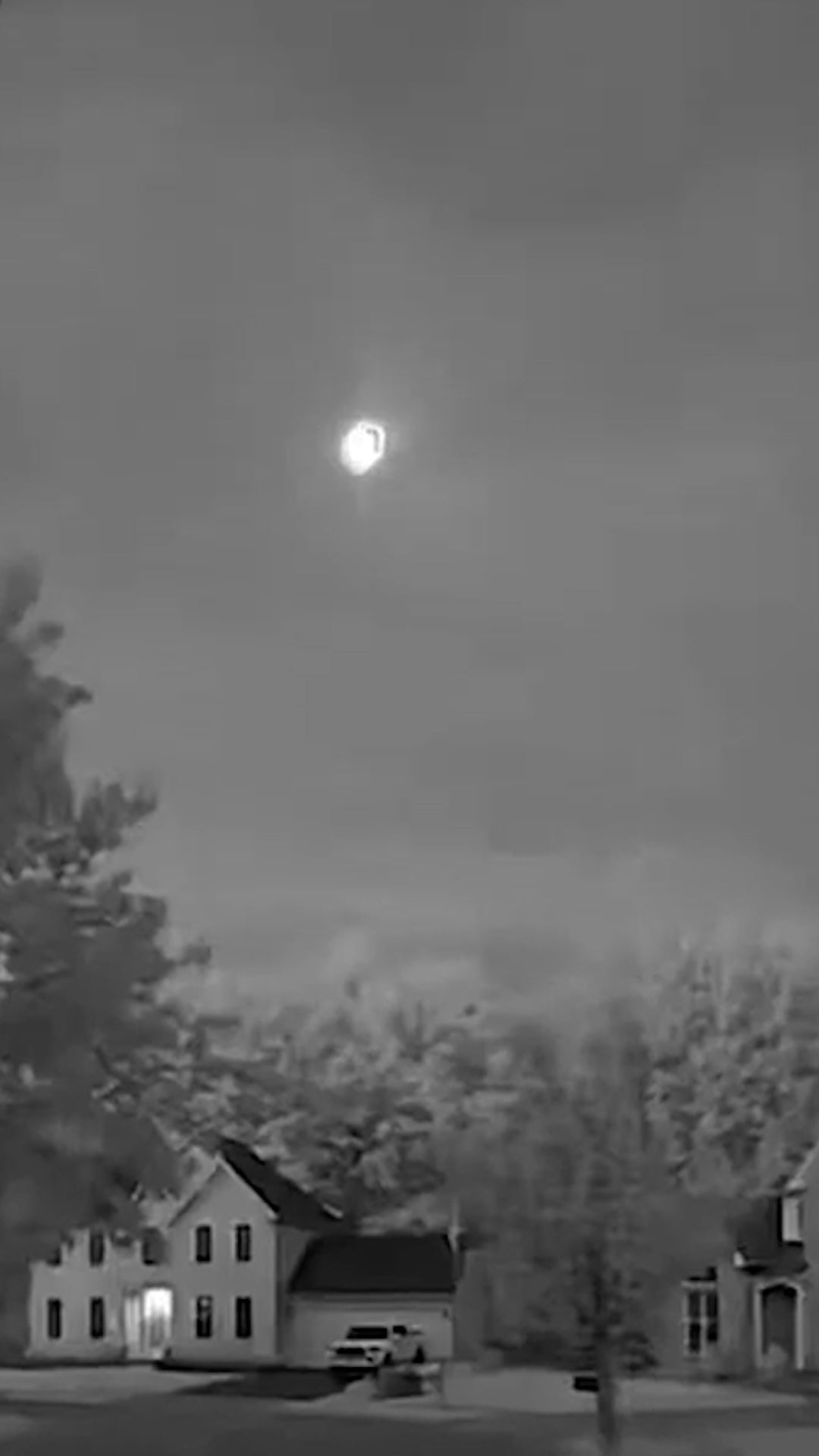 Possible meteor over Buffalo