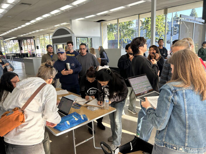 Hollywood unhoused count finds no reductions in street homelessness ...