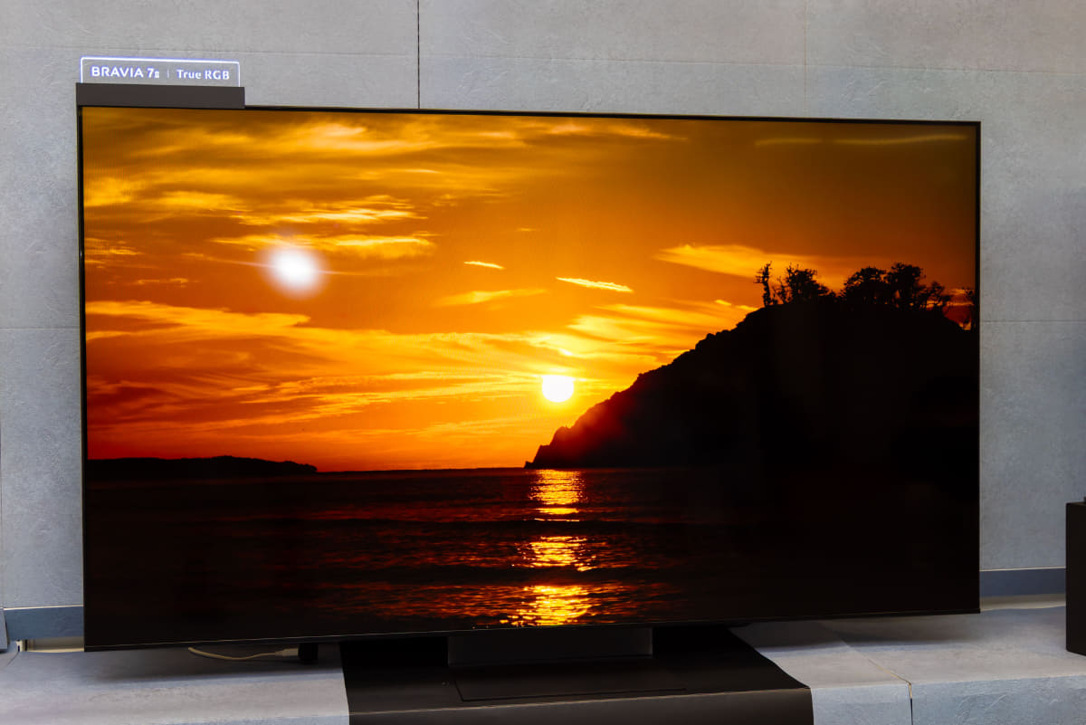 RGB LEDバックライト搭載の「BRAVIA 7 II」。業界最小50型は約36万円から
