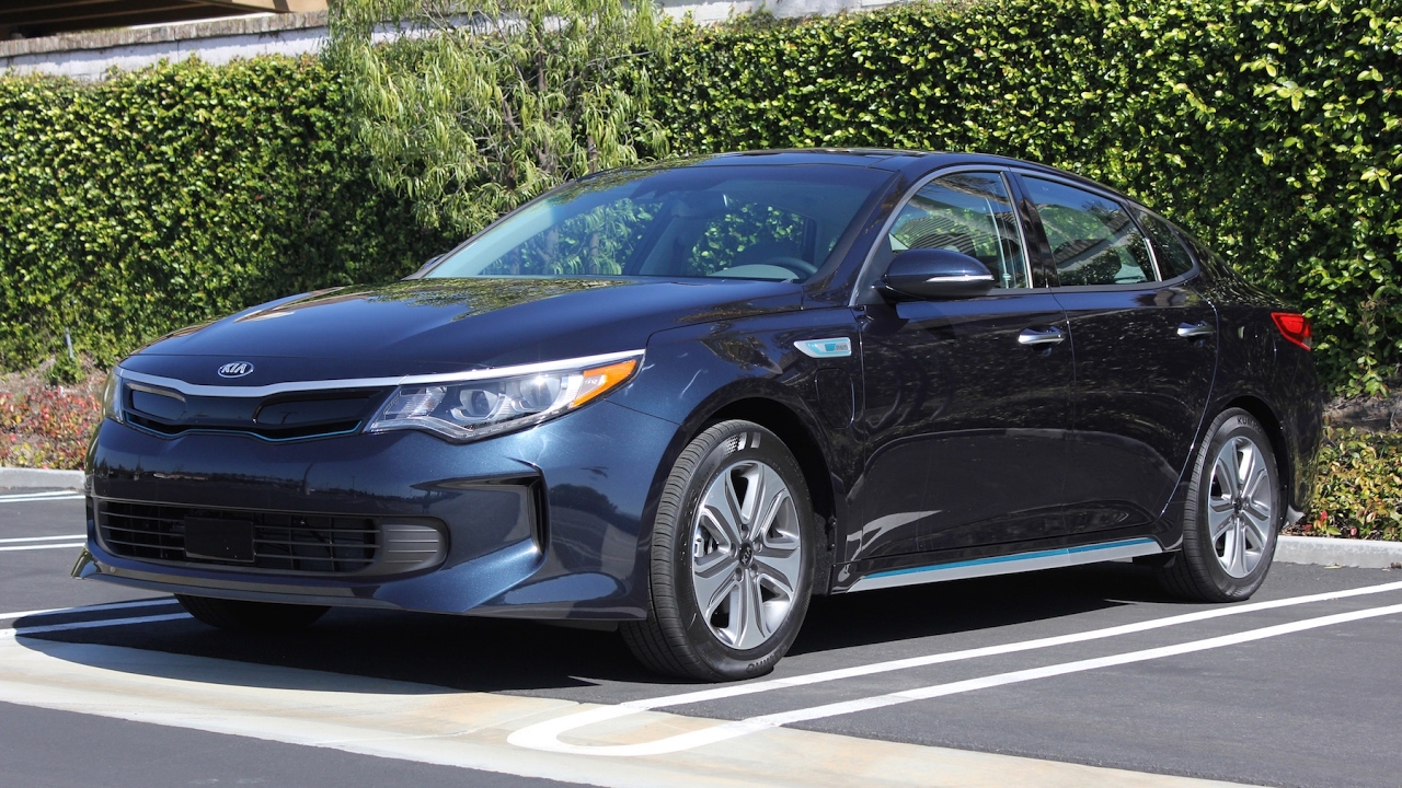 2017 Kia Optima plug-in hybrid walkaround