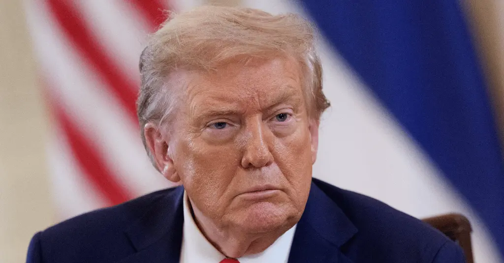 Former adviser says 'palpably desperate' Trump is easy to manipulate