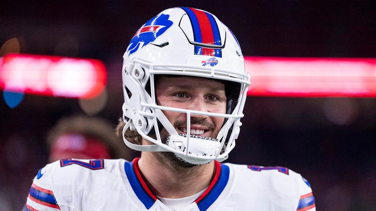 Josh Allen surprises kids at recess and the reaction from young Bills ...