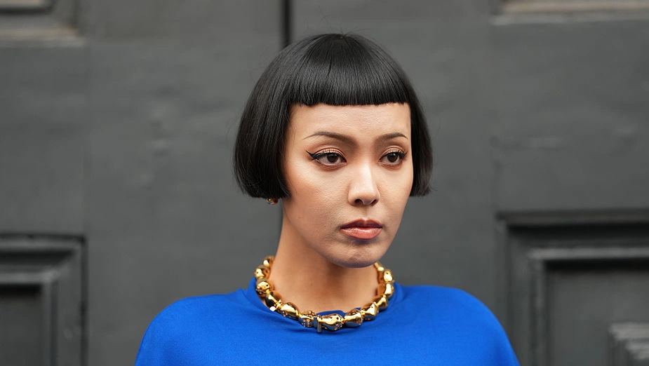Blunt bob revival shapes 2026 hair trends across all textures