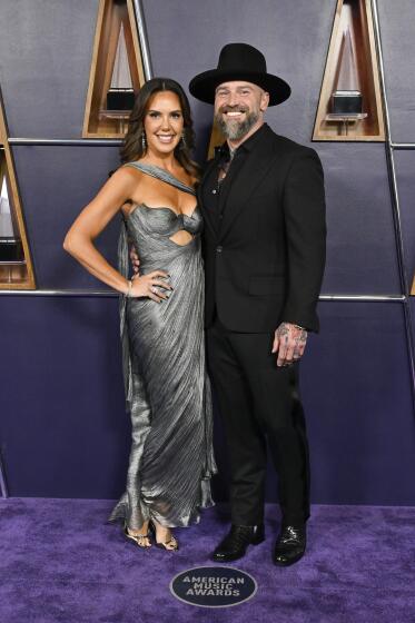 Zac Brown and Kendra Scott, who went quickly from new couple to engaged ...