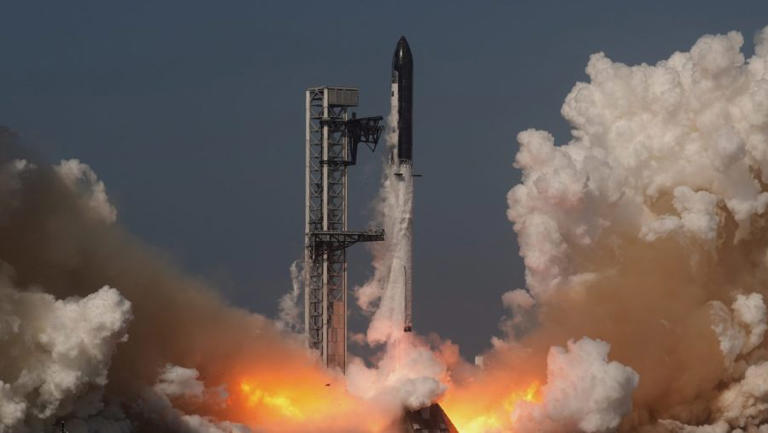 SpaceX ordered to investigate Starship booster mishap
