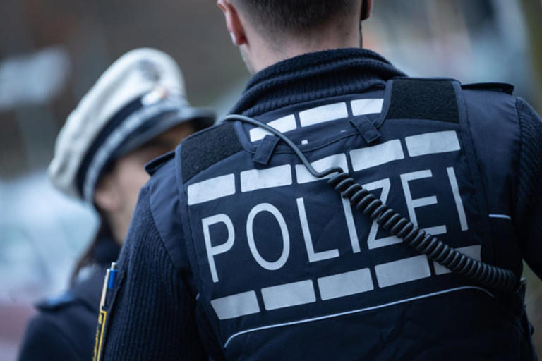 Dieb attackiert und verletzt Ladendetektiv: Polizei sucht Zeugen