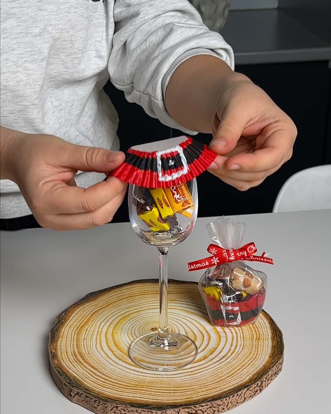 Snoep inpakken op de doe-het-zelf feestelijke manier🍬🎅