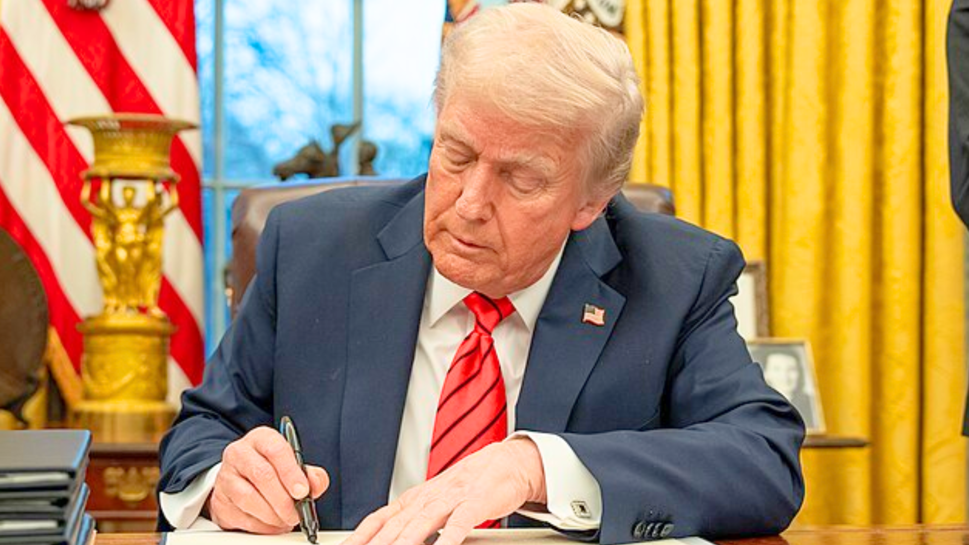 Trump signs executive order expected to impact non-citizens across the US
