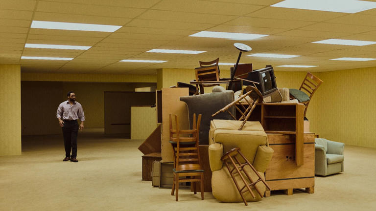 'Backrooms' review: A24's creepypasta horror gets lost in its own lore