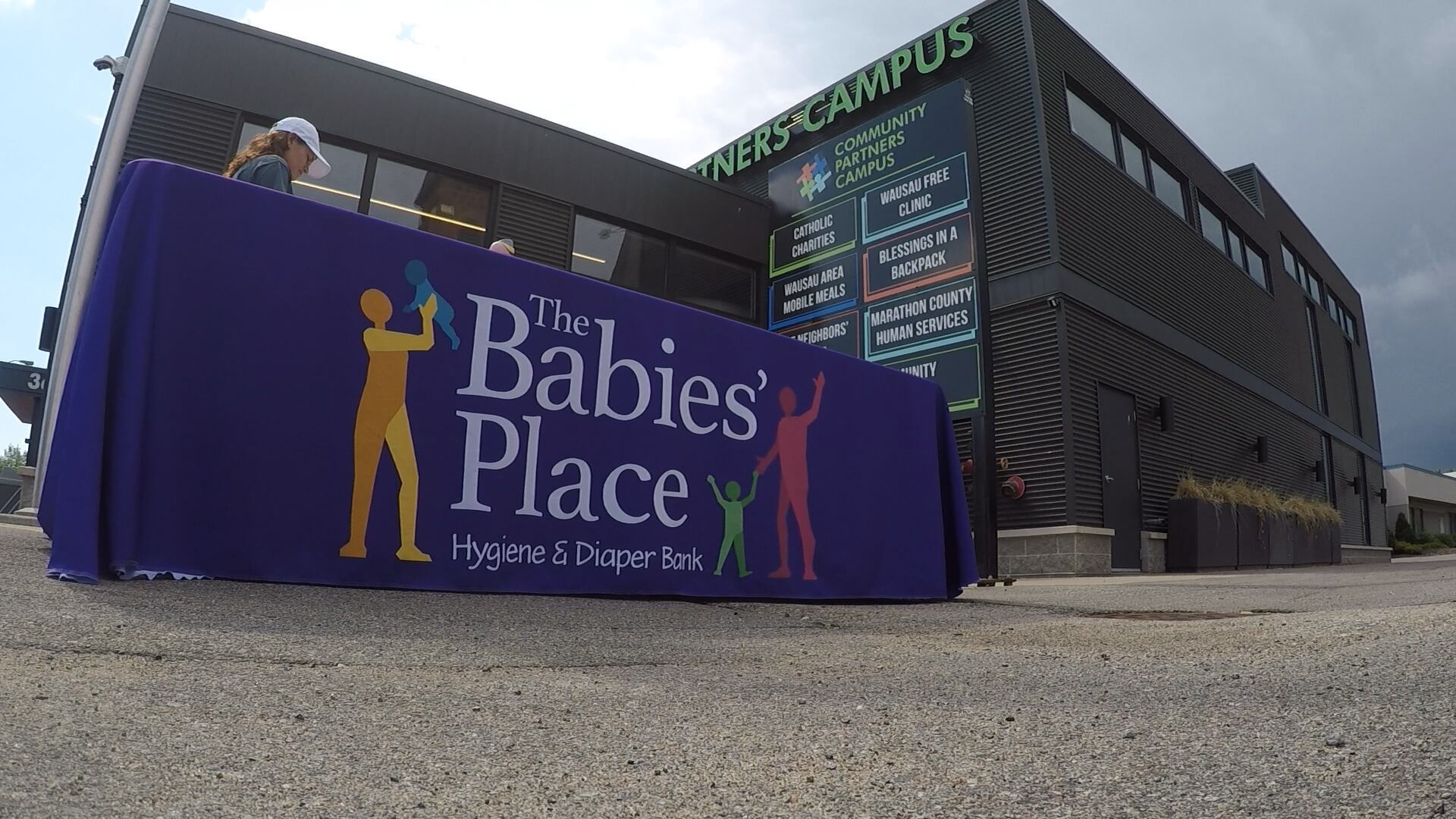 WSAW’s third annual diaper drive wraps up with drive-thru events to ...