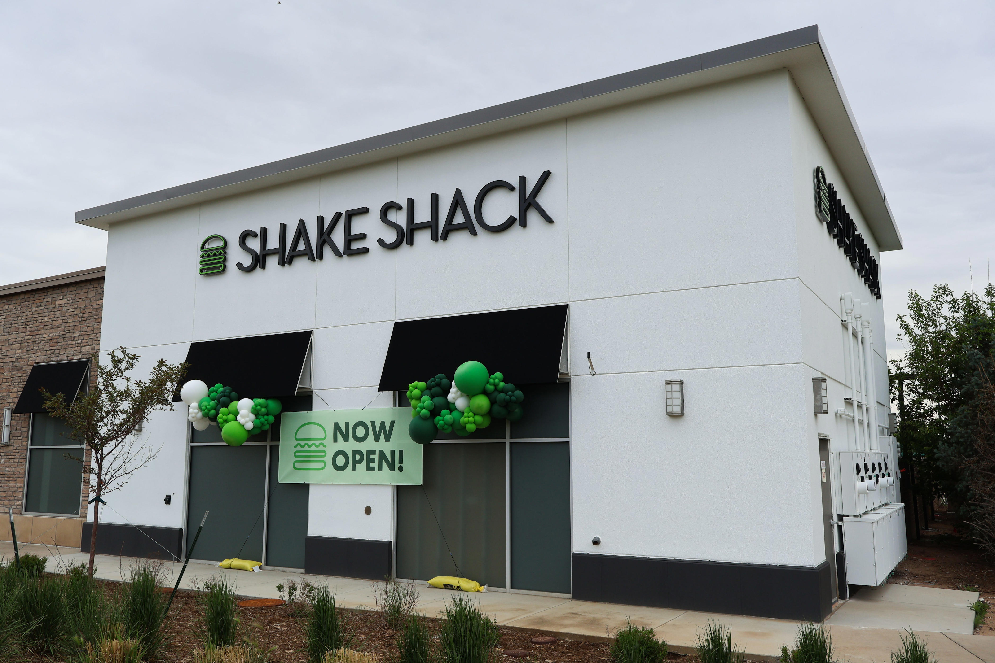 Shake Shack opens its first Northern Colorado location