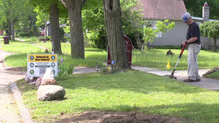 Neighbors voice complaints, health concerns as Dowagiac data center ...