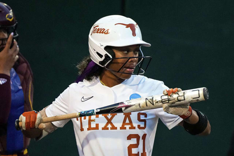 Meet the 15 former Houston-area high school softball stars in 2026 ...