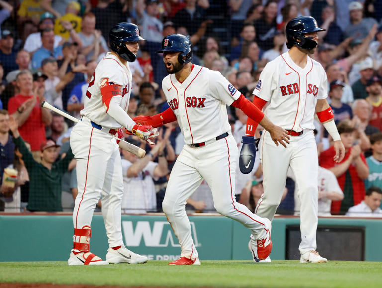 Red Sox snap 5-game losing streak, beat Braves 8-0 behind Early's ...