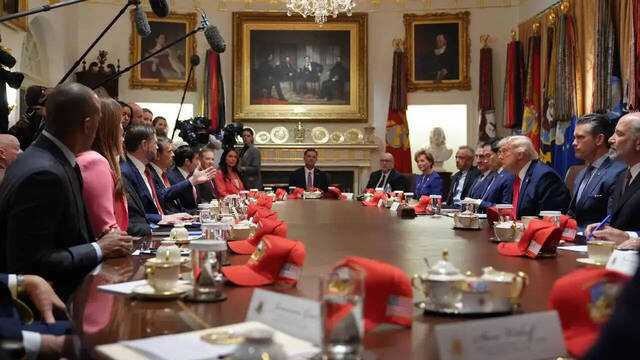 Trump's cabinet meeting sparks ethical concerns over merchandise display