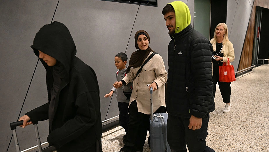 ISIS-linked woman blocked from flight as others return