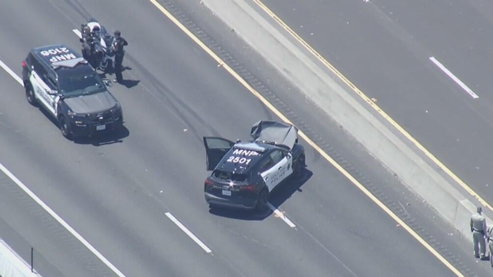 Menlo Park officer crashes into bystander vehicle during chase on ...