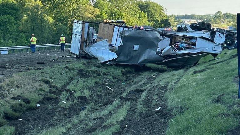 Delays expected after crash on Indiana Toll Road in LaPorte County