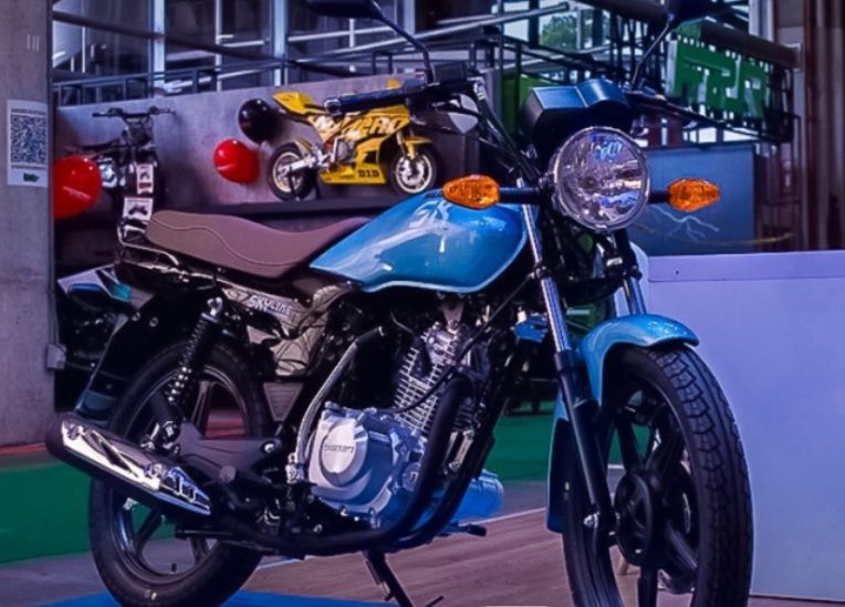 Suzuki luncurkan motor baru AX4 ABS Sky Line, konsumsi bensin pecahkan ...