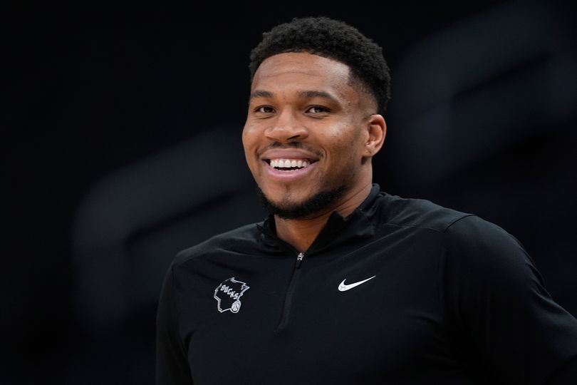 Giannis Antetokounmpo next team odds swing after latest NBA insider report