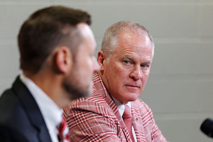 'Unacceptable:' Yurachek calls for changes to Razorback football ...