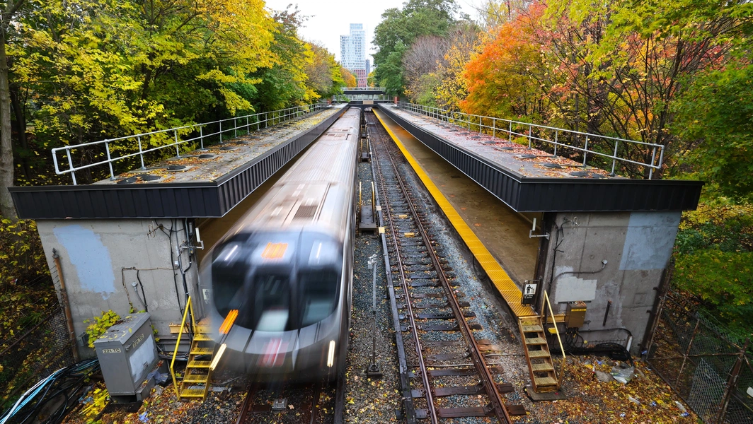 TTC to pilot steel barriers, AI safety at TMU station