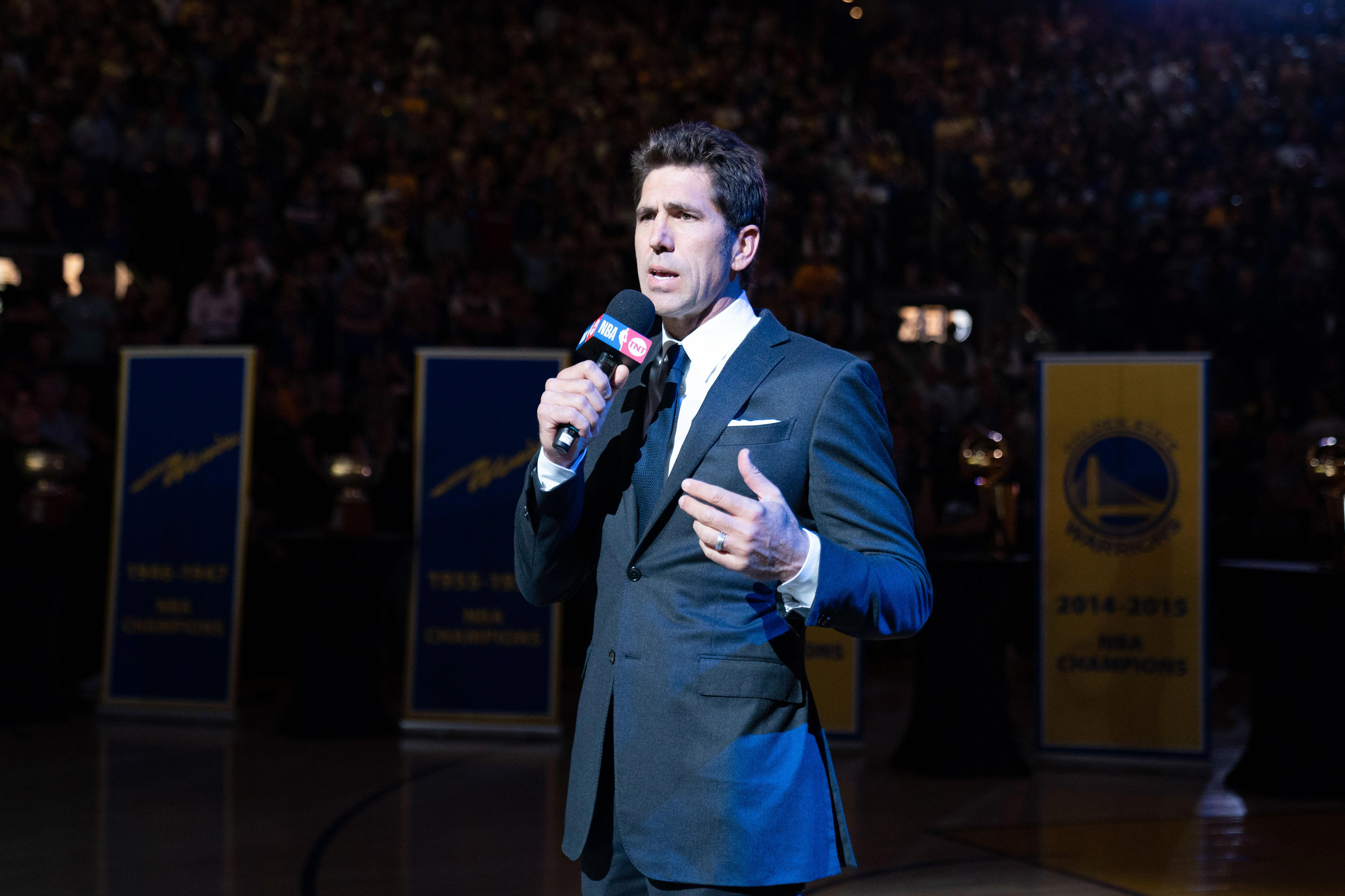 What's the latest update in Sixers' front office leader search?