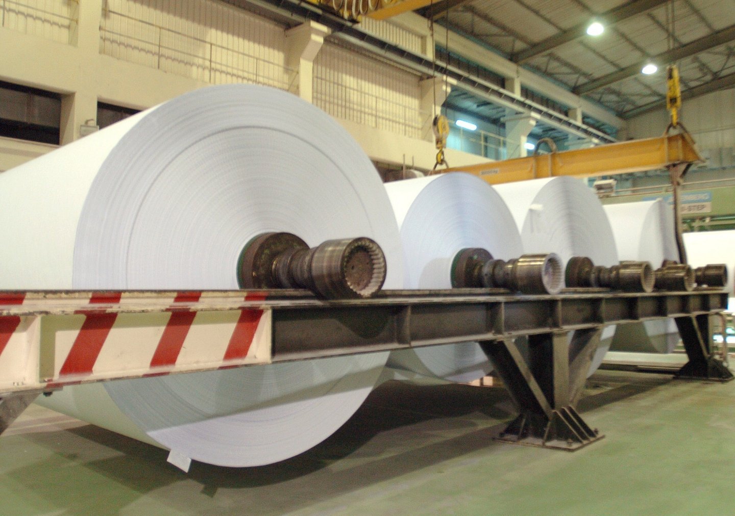 Indústria do papel fica com 59% dos apoios para custo do CO2